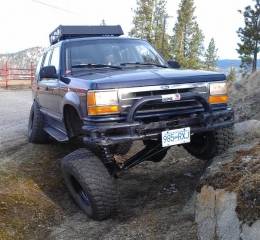 1994 Ford Explorer SAS Build by Daamac